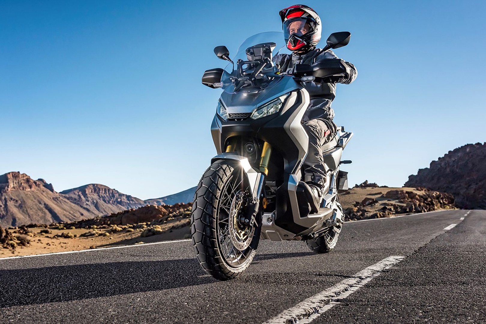SoyMotero.net te invita a probar la HONDA X-ADV