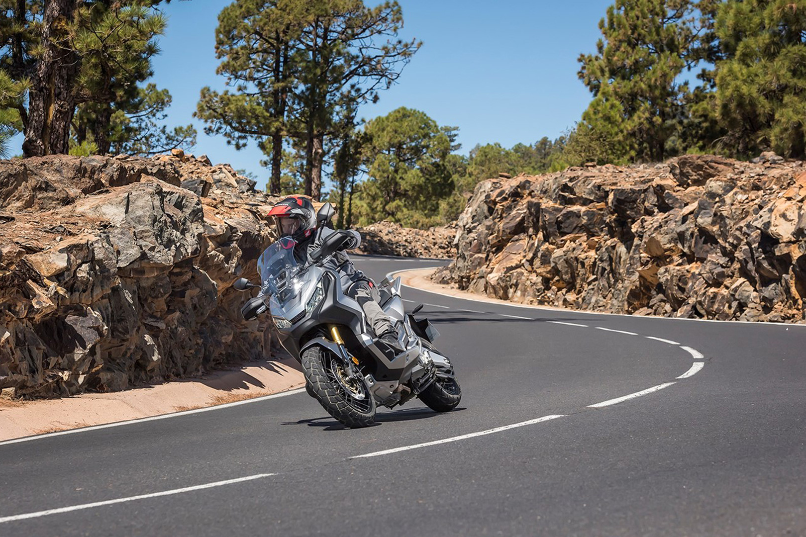 SoyMotero.net te invita a probar la HONDA X-ADV